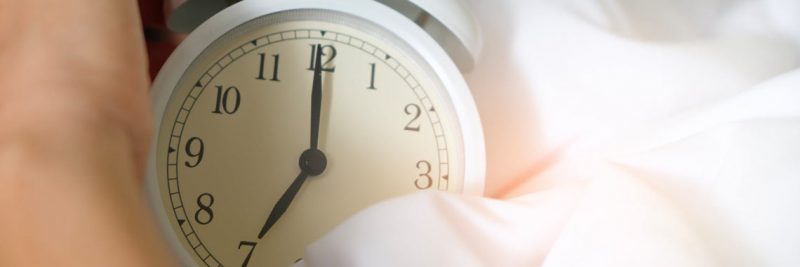 Het is weer bijna tijd om… De klok te verzetten! ? | Jaarkalender